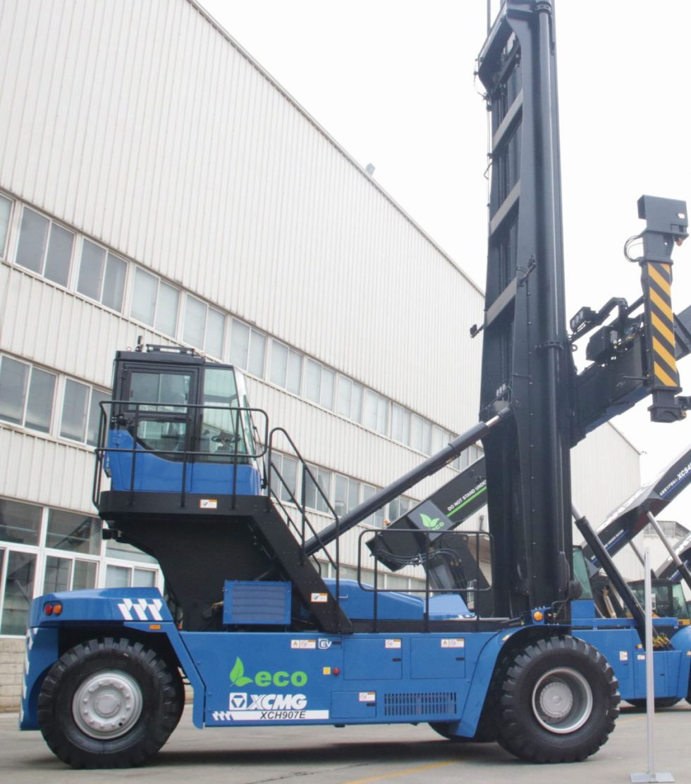 ECH907E Empty Container Handler - Etrucks®