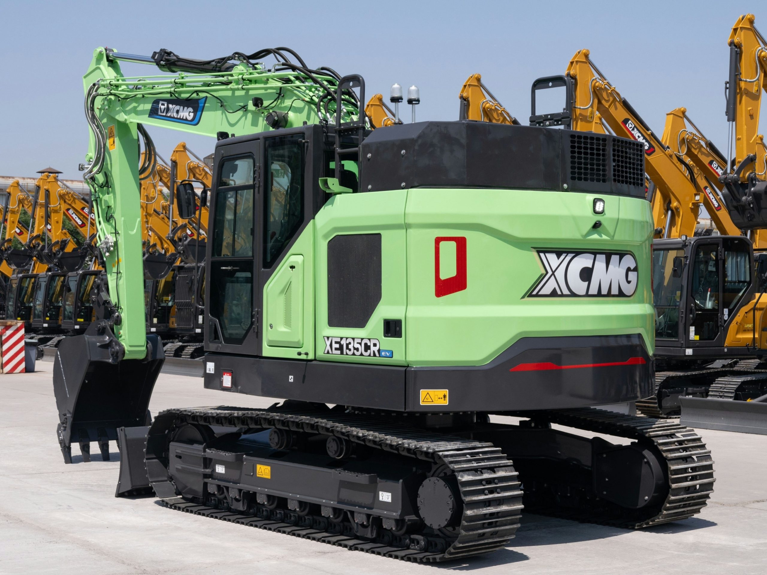 XE135CREV - Etrucks®